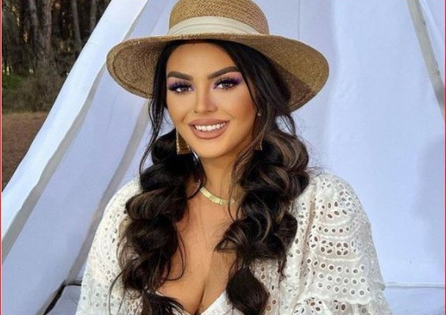 'Isha e vetme', Fifi rrëfen periudhën e vështirë pas lindjes së djalit ... 'Isha e vetme', Fifi rrëfen periudhën e vështirë pas lindjes së djalit ...